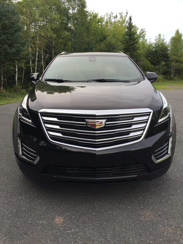 Cadillac XT5 Photos and Specs. Photo: Cadillac XT5 mod photo and 16 ...