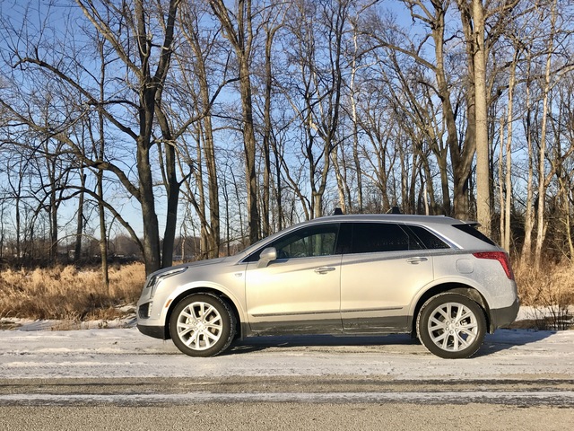 Cadillac XT5 Photos and Specs. Photo: Cadillac XT5 mod photo and 16 ...