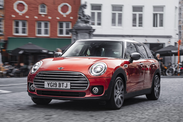 MINI Clubman Photos and Specs. Photo: MINI Clubman reviews ...