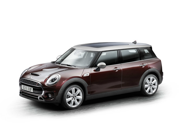 MINI Cooper S Clubman Photos and Specs. Photo: MINI Cooper S Clubman ...