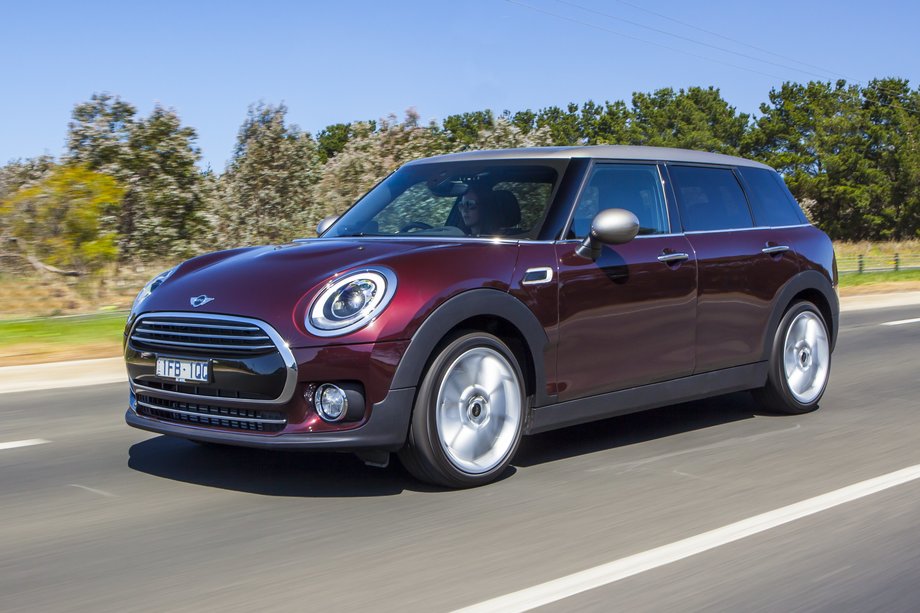 MINI Cooper Clubman Photos and Specs. Photo: MINI Cooper Clubman best ...