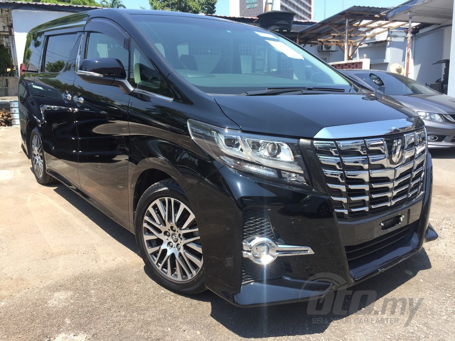 Toyota Alphard Photos and Specs. Photo: Toyota Alphard reviews 2015 and ...