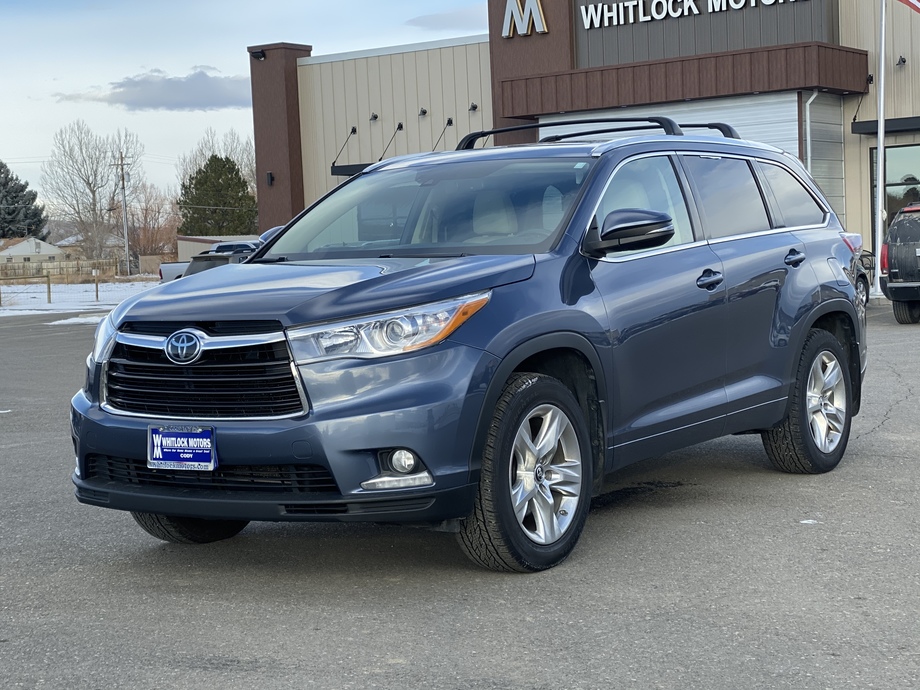 Toyota Highlander Photos and Specs. Photo: Toyota Highlander ...
