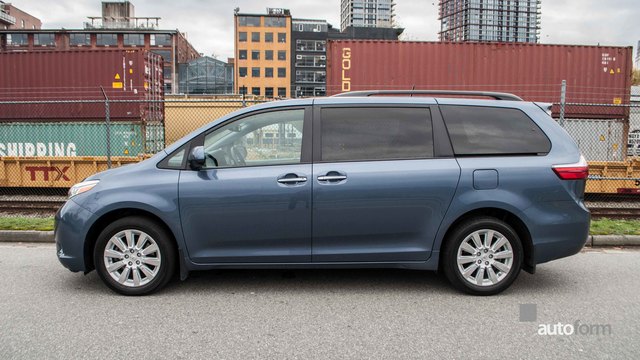 Toyota Sienna Photos and Specs. Photo: Toyota Sienna mod photo and 42 ...