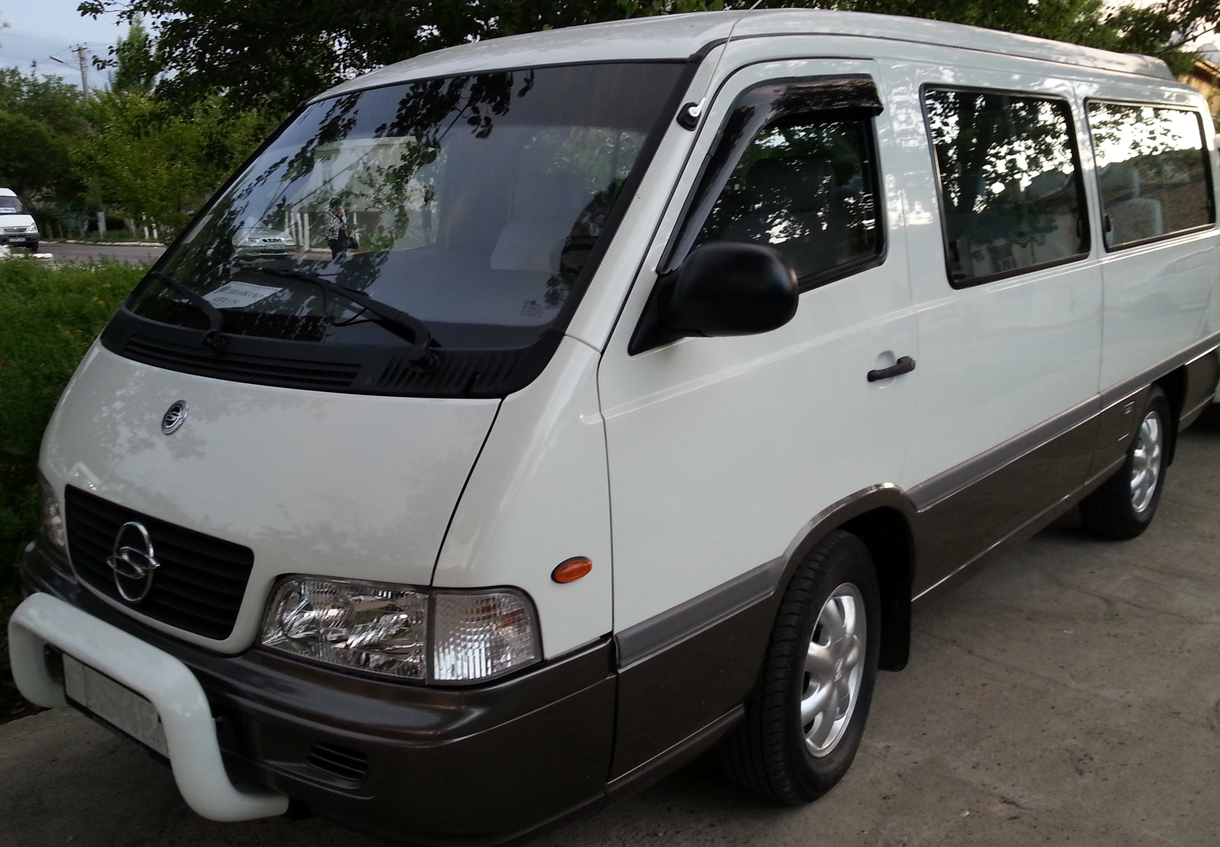 Hyundai H-1 Van Photos and Specs. Photo: Hyundai H-1 Van modern ...
