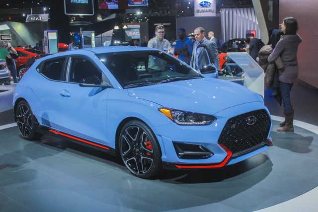 Hyundai Veloster N Photos and Specs. Photo: Hyundai Veloster N mod ...
