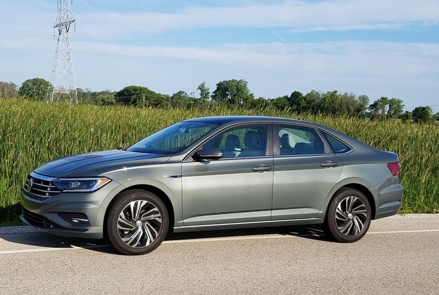 Volkswagen Jetta Photos and Specs. Photo: Volkswagen Jetta exterior big ...