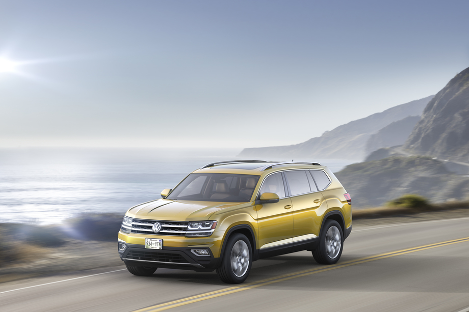 Volkswagen Atlas Photos and Specs. Photo: Volkswagen Atlas suv 2017 and ...