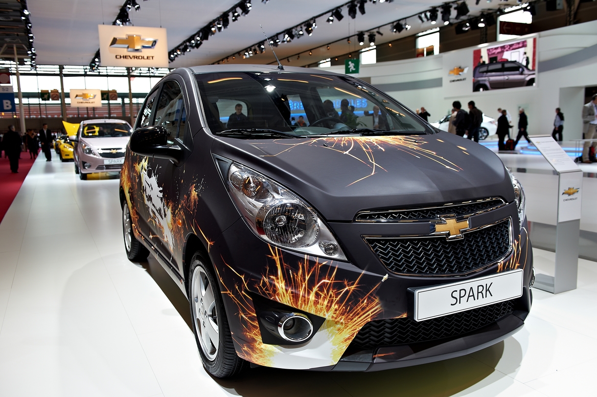 Chevrolet Spark Photos and Specs. Photo: Chevrolet Spark accessories ...