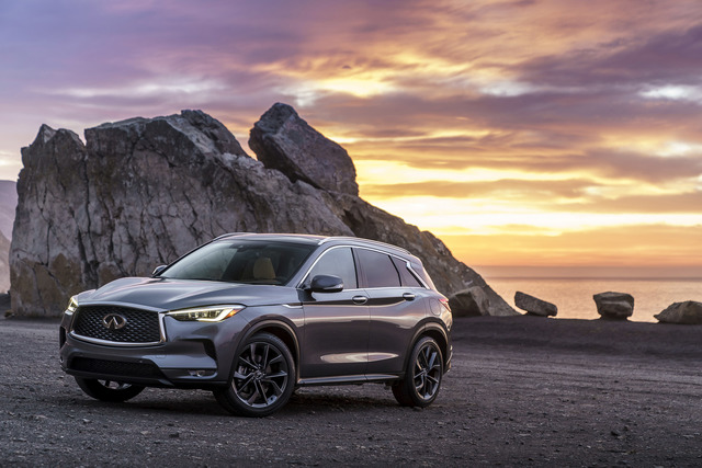 Infiniti QX50 Photos and Specs. Photo: Infiniti QX50 mod 2015 and 32 ...