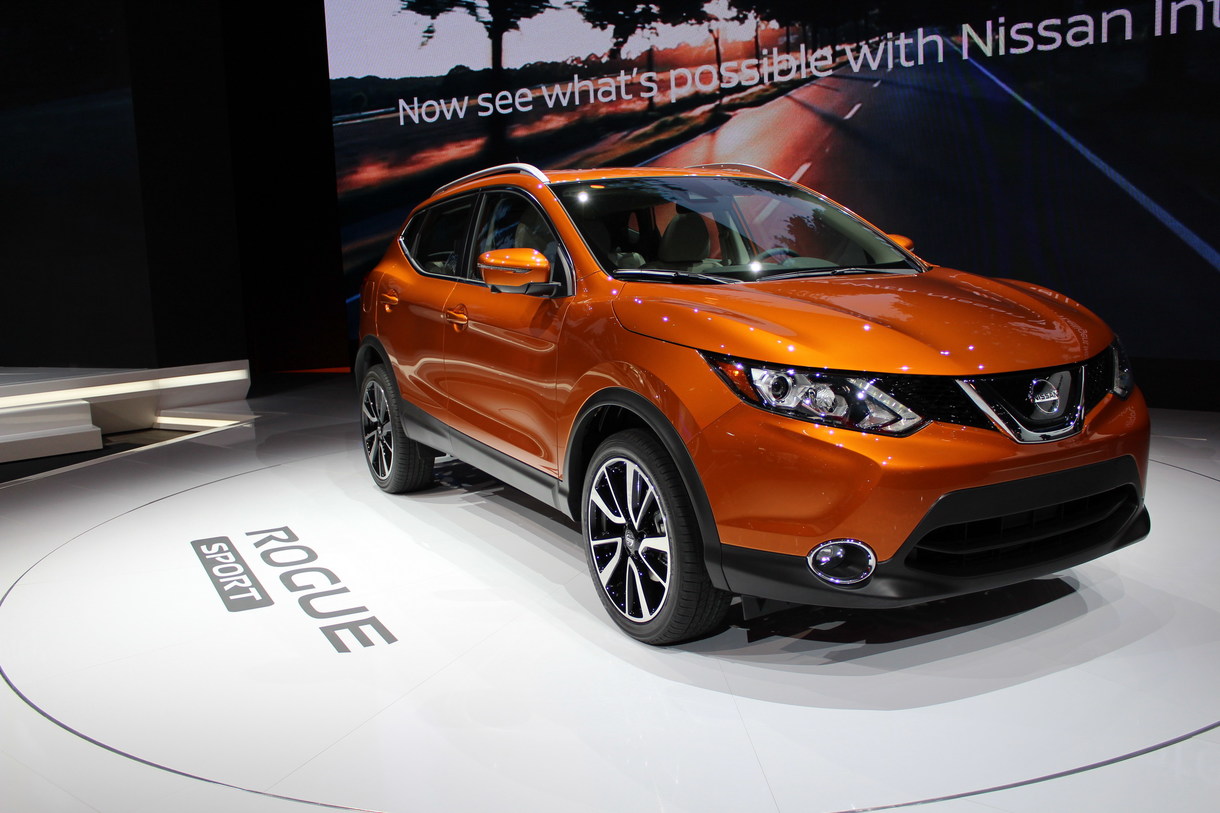 Nissan Rogue Photos and Specs. Photo: Nissan Rogue reviews ...