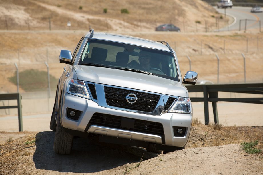 Nissan Armada Photos and Specs. Photo: Nissan Armada hd photo and 24 ...