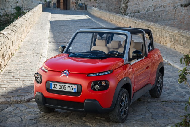 Citroen E-Mehari Photos and Specs. Photo: Citroen E-Mehari 4k restyling ...