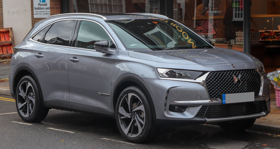 Citroen DS7 Crossback Photos and Specs. Photo: Citroen DS7 Crossback best specifications and 10 ...