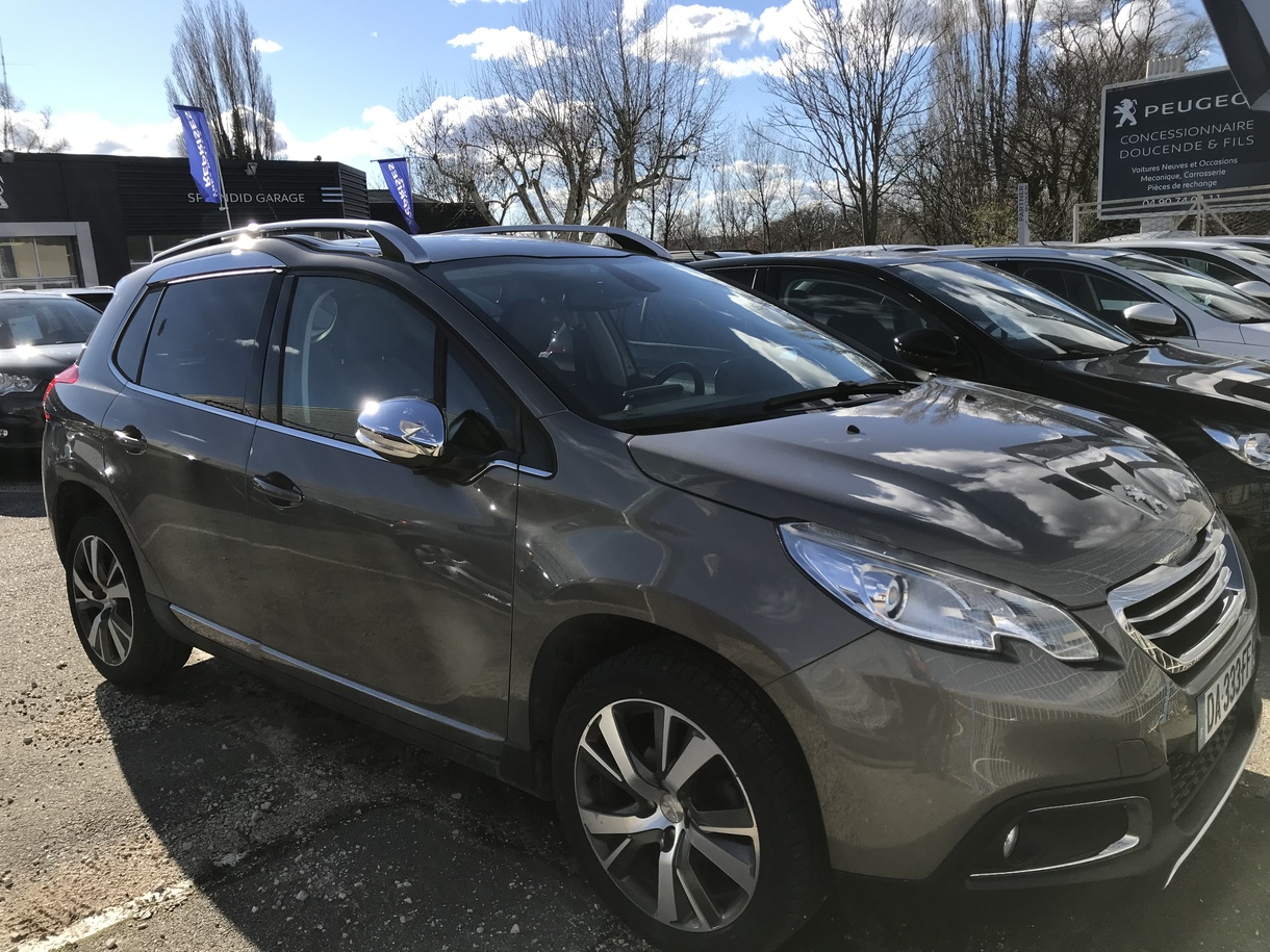 Peugeot 2008 Photos and Specs. Photo: Peugeot 2008 reviews big and 32 ...