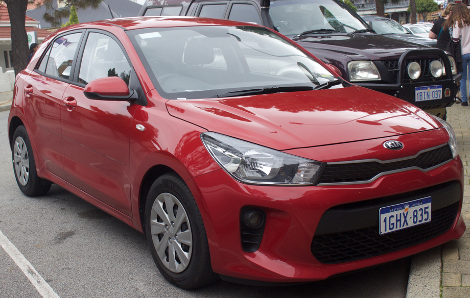 KIA Rio Hatchback Photos and Specs. Photo: KIA Rio Hatchback 4k ...
