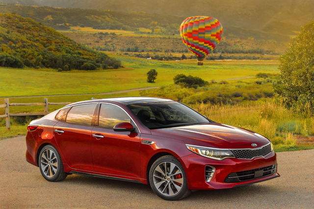 KIA Optima Photos and Specs. Photo: KIA Optima best model and 31 ...
