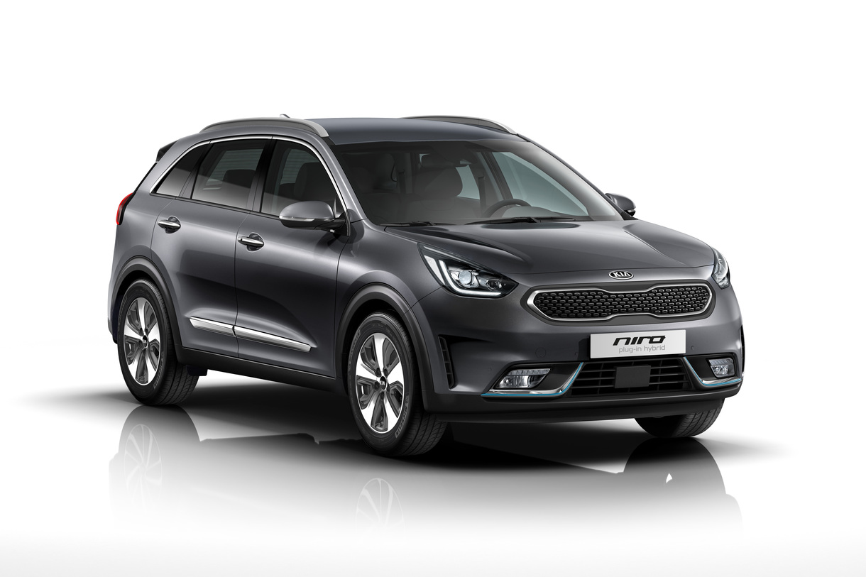 KIA Niro Hybrid Photos and Specs. Photo: KIA Niro Hybrid exterior ...