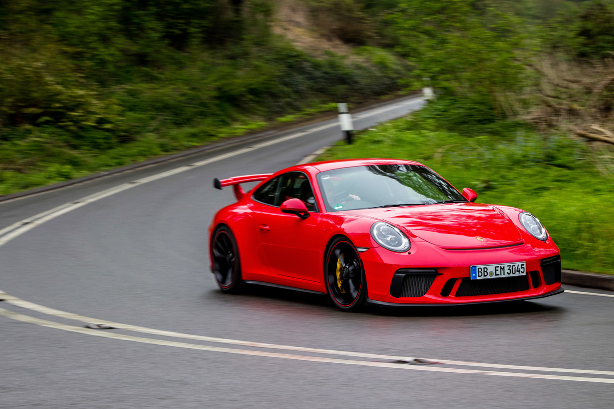 Porsche 911 GT3 Photos and Specs. Photo: Porsche 911 GT3 best ...