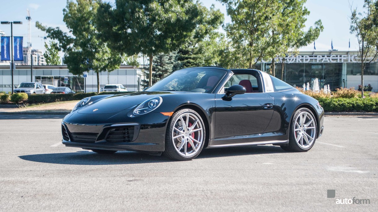 Porsche 911 Targa Photos and Specs. Photo: Porsche 911 Targa ...