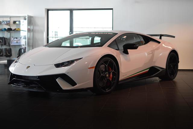 Lamborghini Huracan LP640-4 Performante Photos and Specs. Photo ...